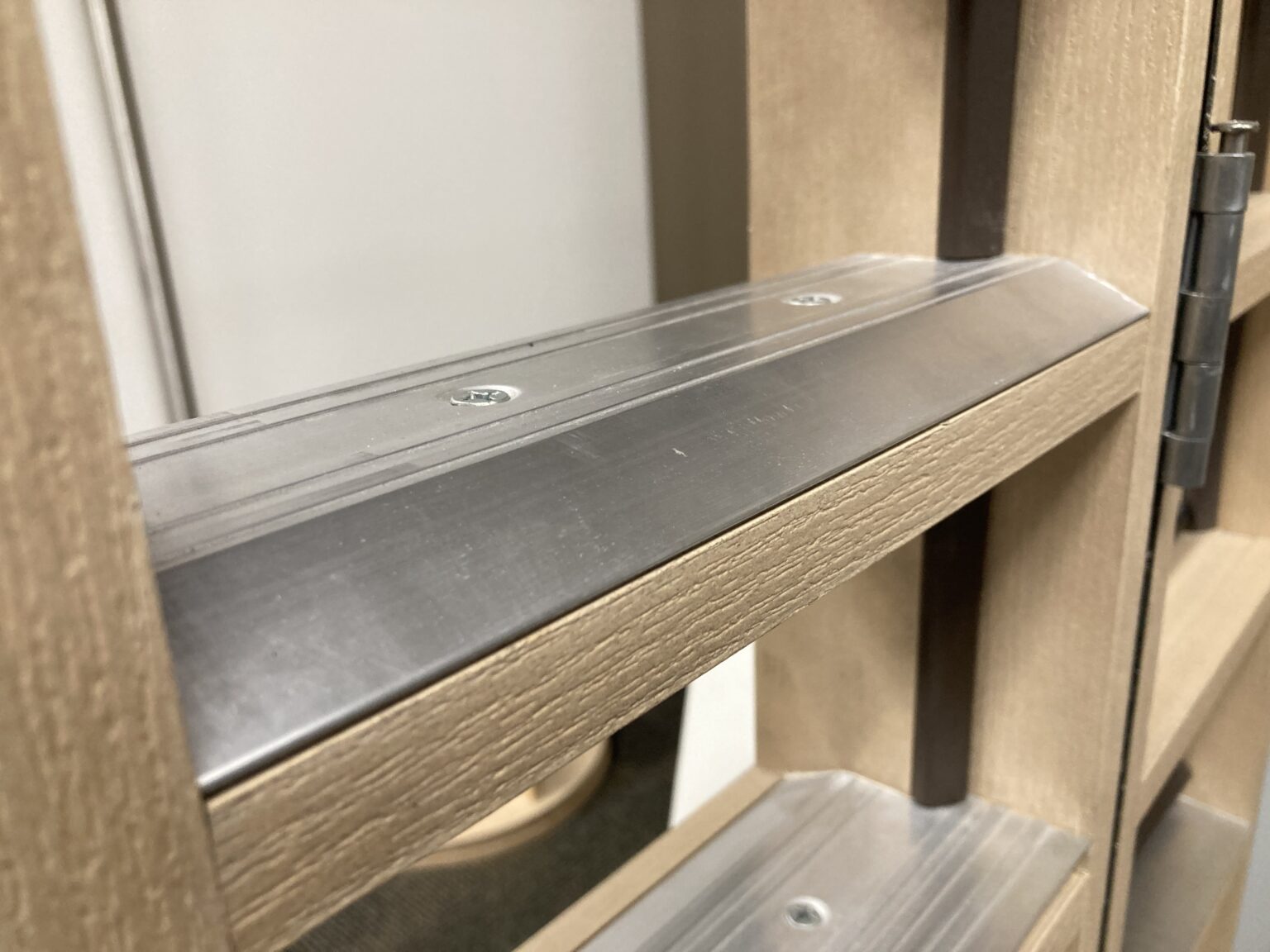 ADA Thresholds - DLP Pressrite